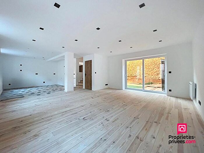 Maison à vendre - Courgains - 8 pièces - 4 chambres