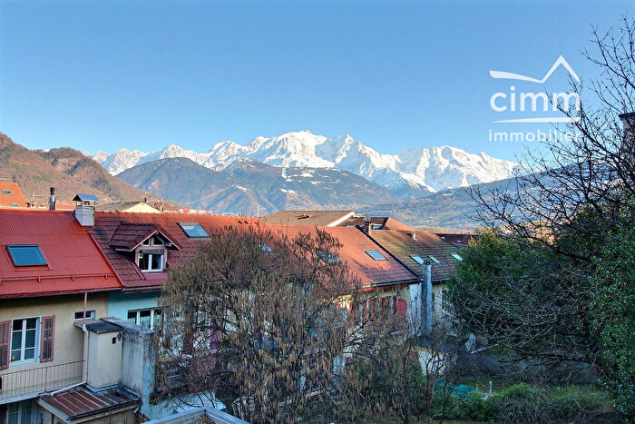 Appartement à vendre - Sallanches, Centre-ville - 4 pièces - 3 chambres