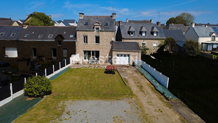 Maison à vendre - Plumelec - 8 pièces - 4 chambres