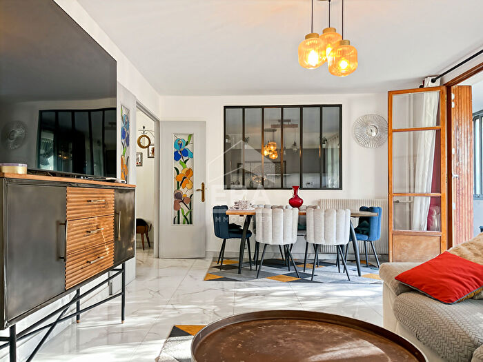 Appartement à vendre - Marseille e , Saint-Barnabé - 4 pièces - 3 chambres