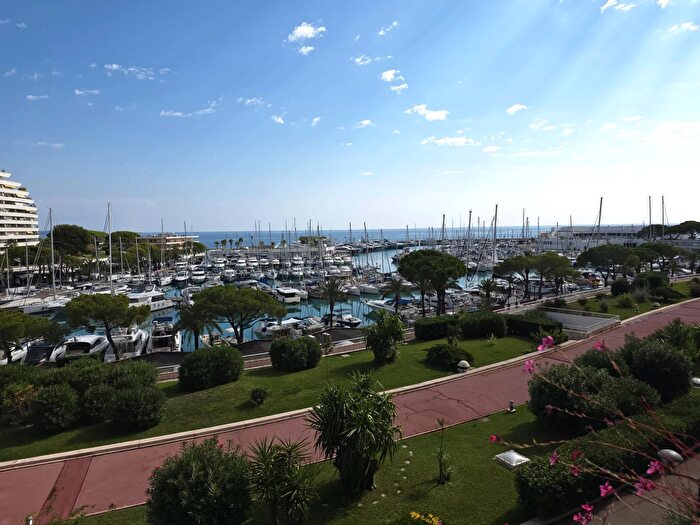 Appartement à vendre - Villeneuve-Loubet, Plage - 3 pièces - 1 chambre