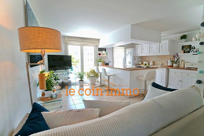 Appartement à vendre - Antibes, Rabiac, Carriat, Les Semboules, Les Brusquets - 3 pièces - 2 chambres