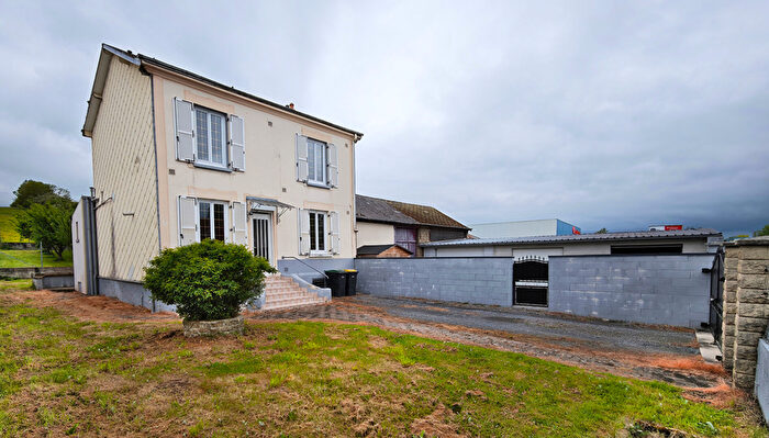 Maison à louer - Les Ayvelles - 4 pièces - 3 chambres