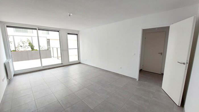 Appartement à louer - Montpellier, Estanove - 3 pièces - 2 chambres