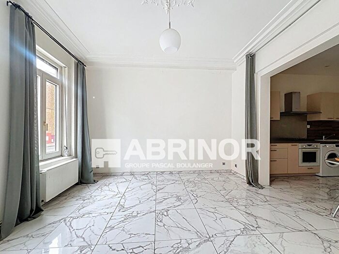 Maison 4 pièces à Lille, Fives, à vendre