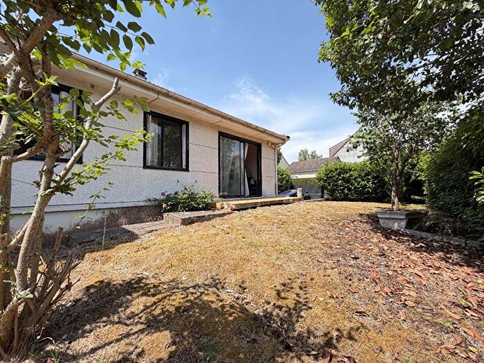 Maison 5 pièces à Ormesson-sur-Marne, à vendre
