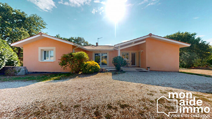 Maison 5 pièces à vendre à Branne
