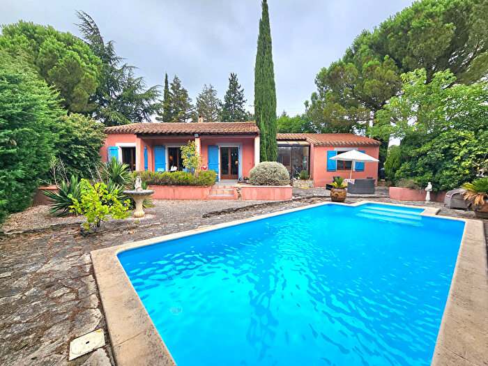 Maison à vendre - Villemoustaussou - 5 pièces - 3 chambres