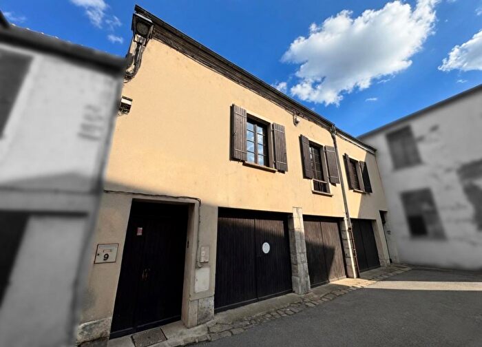Maison 9 pièces à Nemours, Centre-ville, à vendre