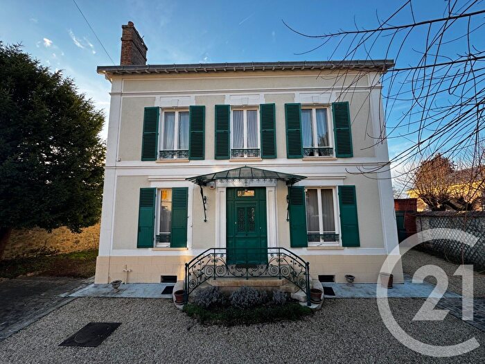 Maison à vendre - Chailly-en-Bière - 9 pièces - 4 chambres