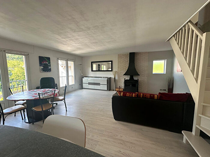 Chaville, Ursine : Appartement 4 pièces à louer