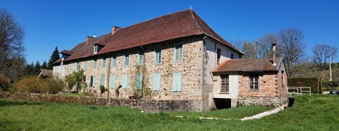Maison à vendre - Felletin - 9 pièces - 11 chambres