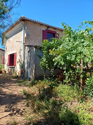 Maison 4 pièces à Yviers, à vendre
