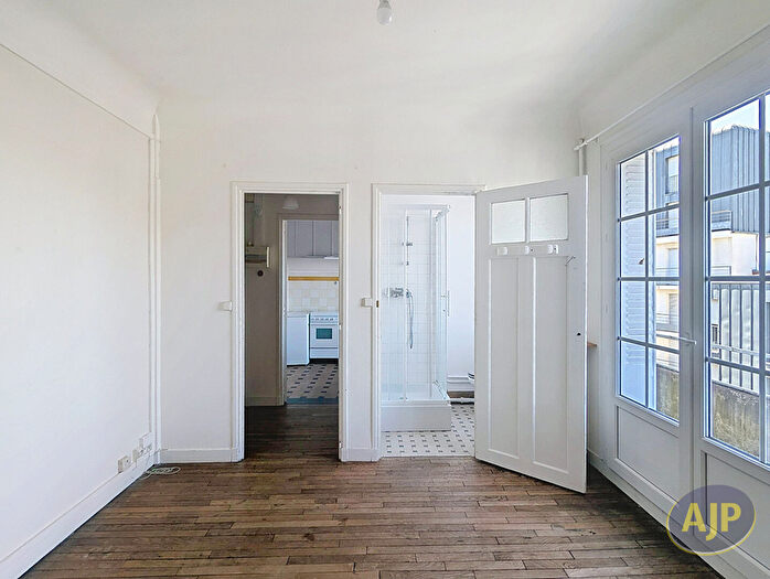 Appartement 1 pièce à vendre - Quartiers Ouest, Bourg l'Evesque