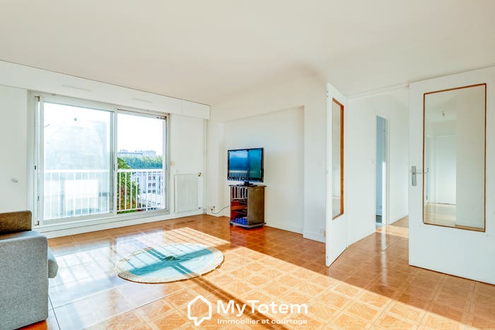 Appartement 3 pièces à vendre à Montrouge, Haut-Mesnil Grand Sud