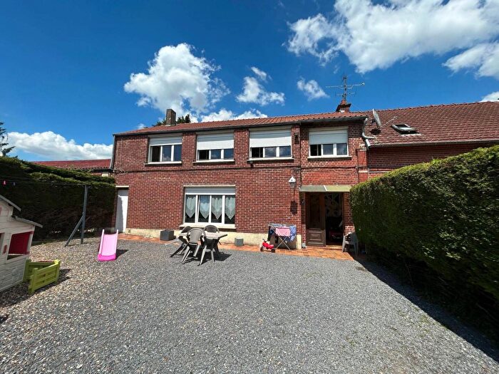 Maison à louer - Busigny - 5 pièces - 3 chambres