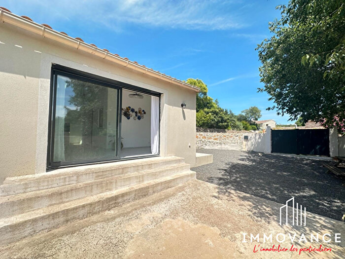 Maison 2 pièces à vendre à Claret
