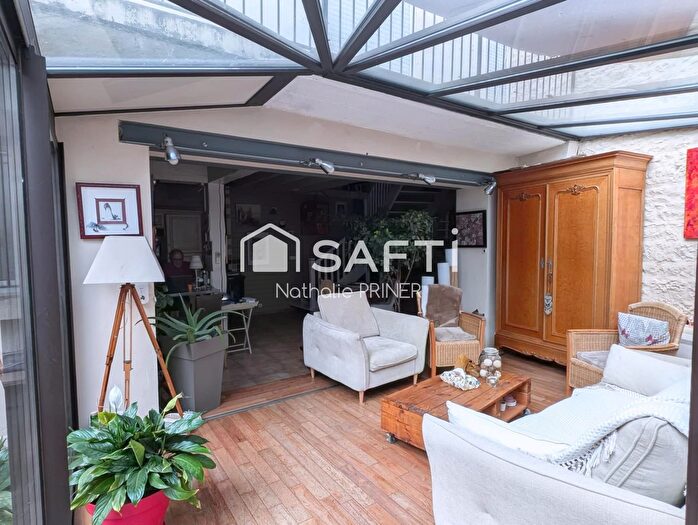Maison 8 pièces à vendre à La Crèche