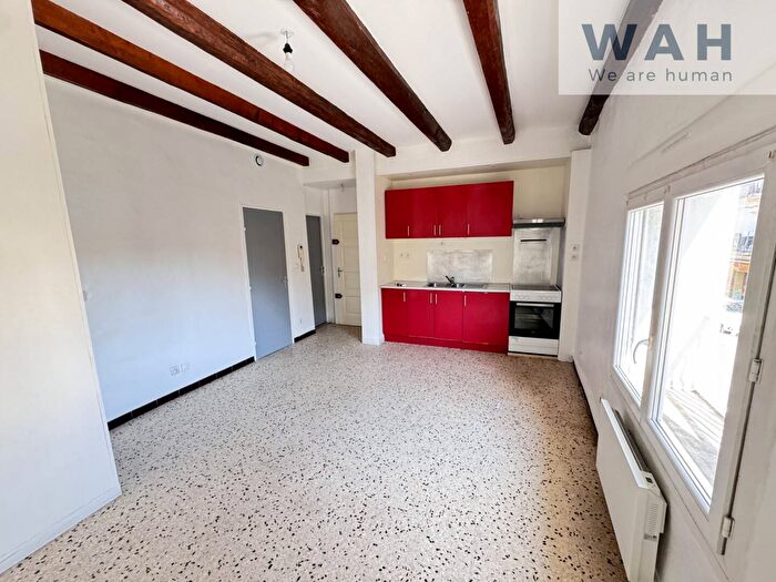 Appartement à louer - Lunel - 3 pièces - 2 chambres