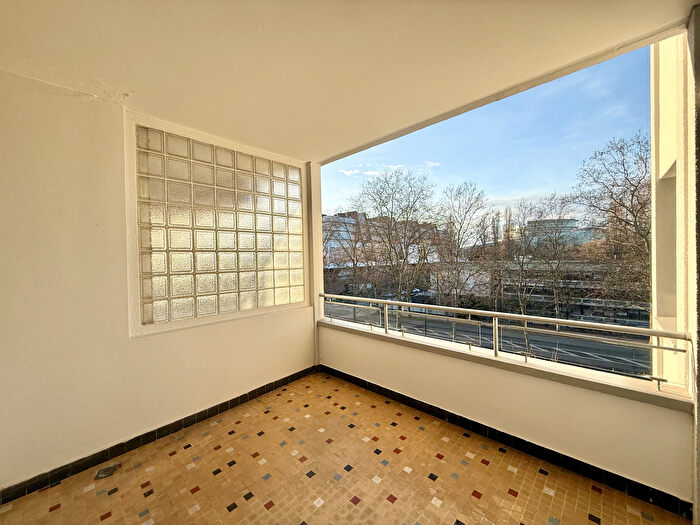 Appartement à louer - Strasbourg, Orangerie - 3 pièces - 2 chambres