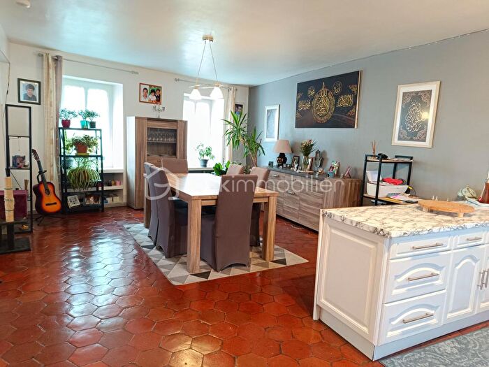 Maison à vendre - Ouarville - 5 pièces - 3 chambres