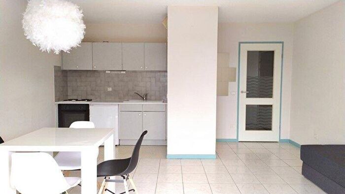 Appartement à louer - Sud Ouest, Saint-Julien-en-Genevois - 1 pièce