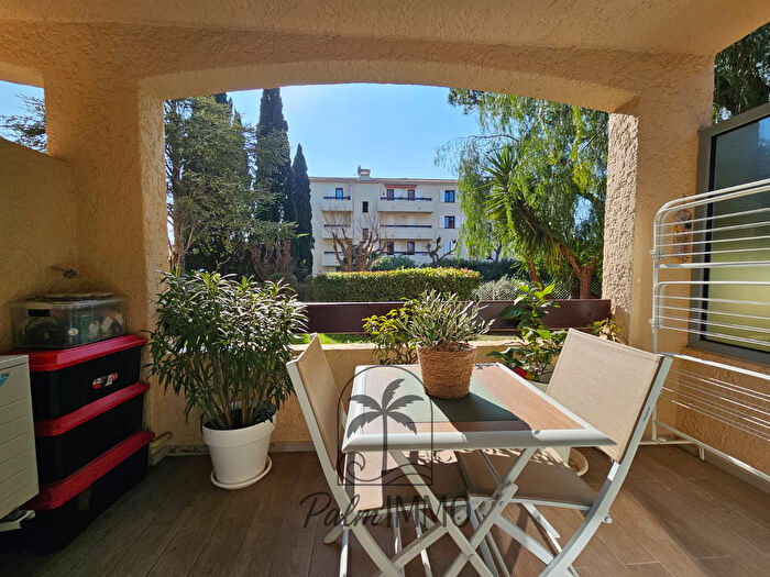 Appartement à vendre - Sanary-sur-Mer, Le Baou, Saint-Roch - 2 pièces - 1 chambre