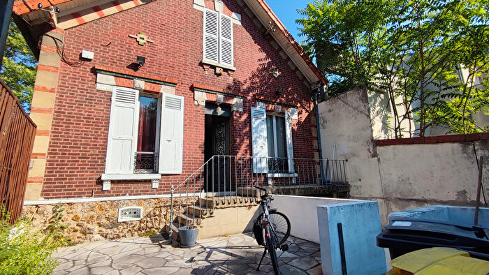 Maison 5 pièces à vendre - Nanterre, Centre-ville