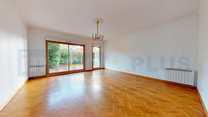 Appartement à vendre - Saint-Cyr-lécole, Centre-ville - 4 pièces - 3 chambres