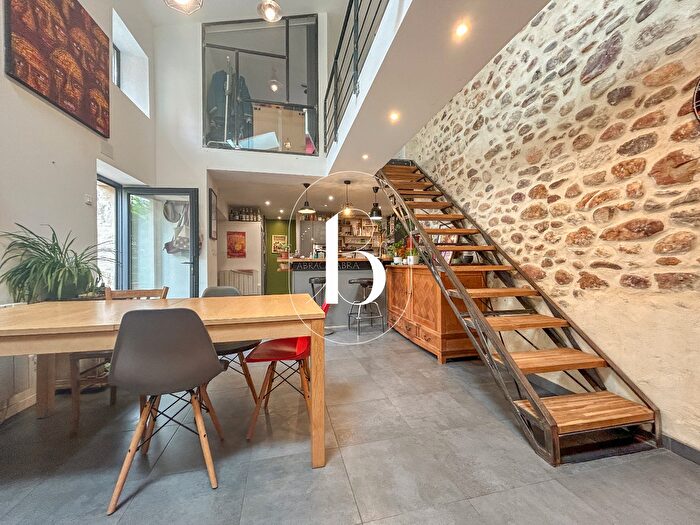 Maison à vendre - Barjac - 10 pièces - 3 chambres