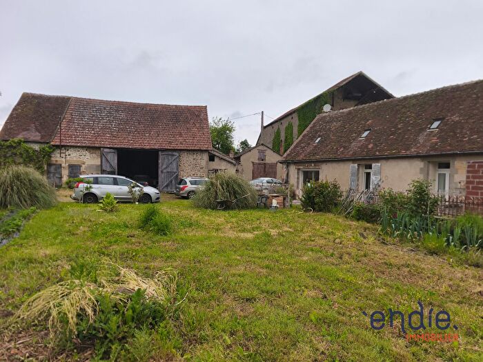Deux-Chaises : Maison 2 pièces à vendre