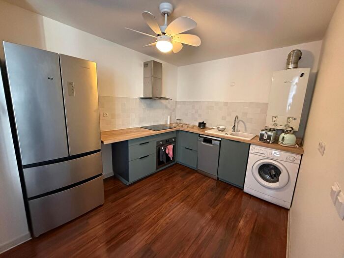 Appartement à louer - Marseille e , Saint-Victor - 2 pièces - 1 chambre