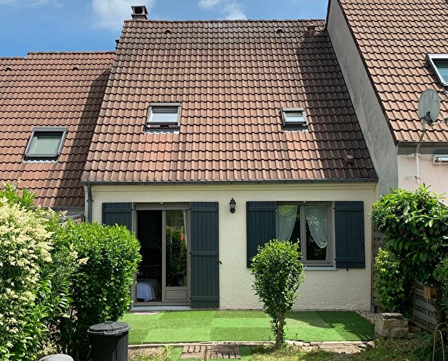 Maison à vendre - Pontault-Combault, Centre commercial - 5 pièces - 3 chambres