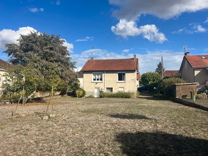 Lussac-les-Châteaux - Maison 3 pièces à vendre