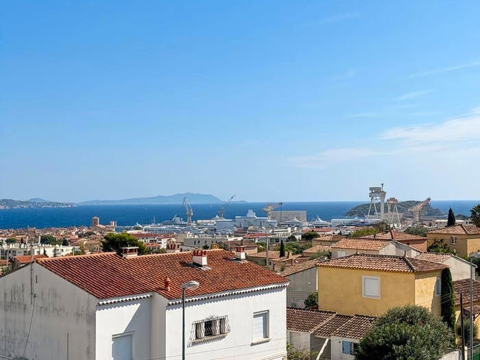 Appartement 4 pièces à Les Cretes, La Ciotat, à louer