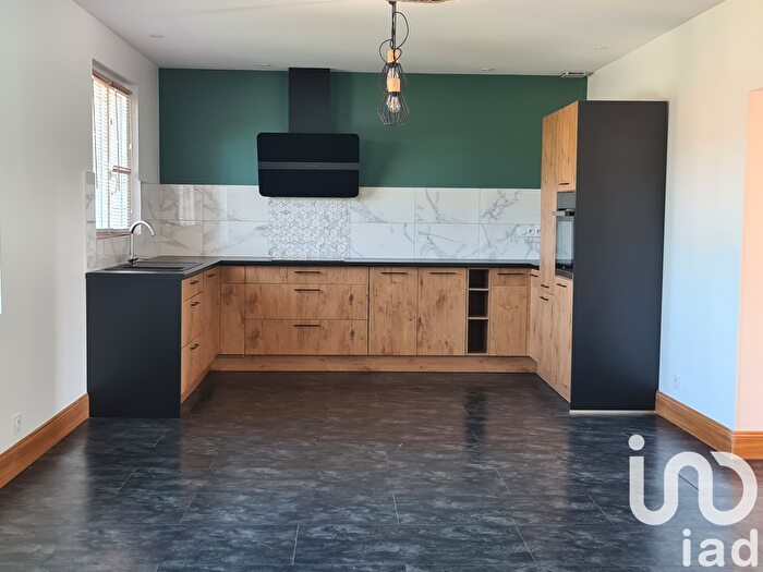 Maison à vendre - Surgères - 6 pièces - 4 chambres