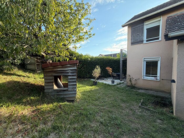 Maison 4 pièces à La Côte-Saint-André, à louer