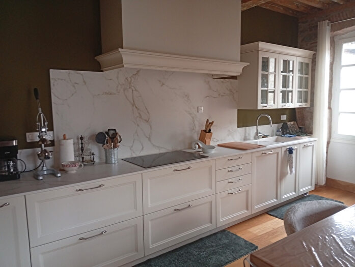 Maison à louer - Saint-Antonin-Noble-Val - 4 pièces - 3 chambres