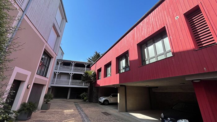 Appartement à vendre - Dinard, Centre-ville, Plage de lEcluse, Pointe du Moulinet - 2 pièces - 1 chambre