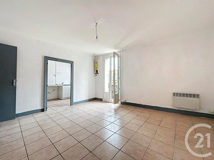 Maisons à vendre et appartements à louer - 1