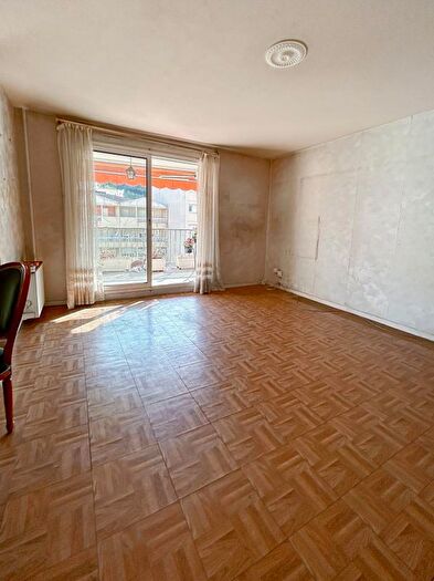 Maisons à vendre et appartements à louer - 1