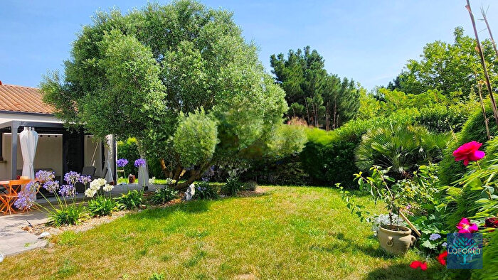 Maison à vendre - Olonne-sur-Mer, Bréchoire, La Garnaudière, La Bauduère, La Penouillière - 6 pièces - 4 chambres