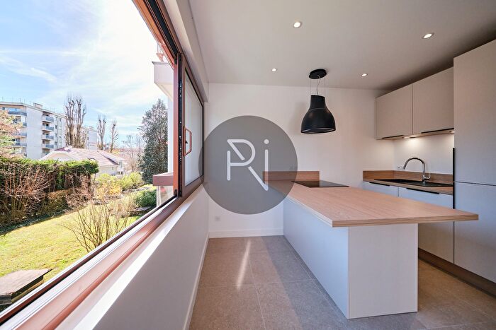 Appartement à vendre - Annecy - 3 pièces - 2 chambres