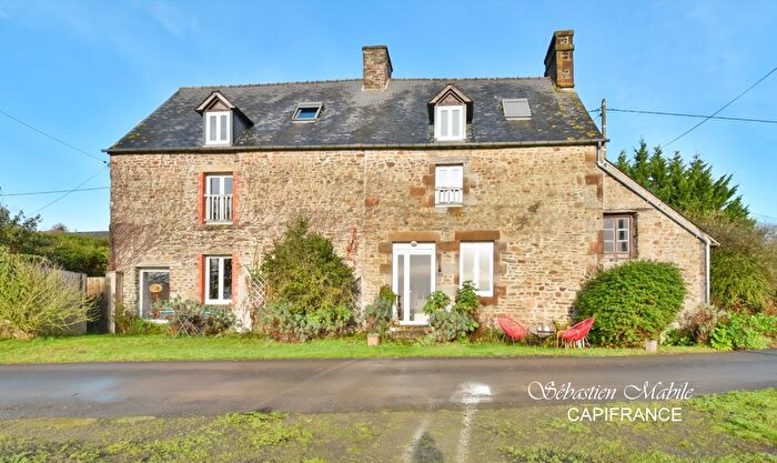 Maison à vendre - Pleine-Fougères - 7 pièces - 5 chambres