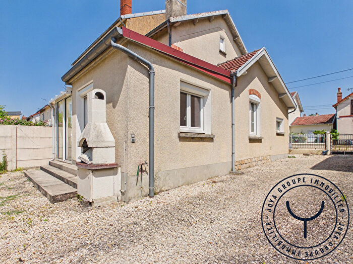 Romilly-sur-Seine, Le Trou-du-Chêne - Maison 4 pièces à vendre