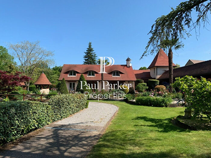 Maison à vendre - Montbizot - 10 pièces - 5 chambres