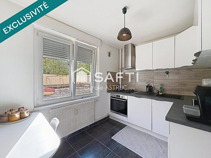 Pontarlier, Centre-ville : Appartement 3 pièces à vendre