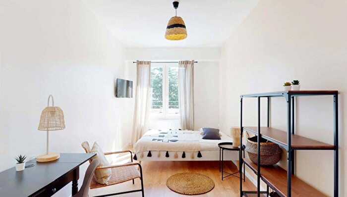 Centre Ville-Rive Gauche, Rouen : Appartement 1 pièce à louer