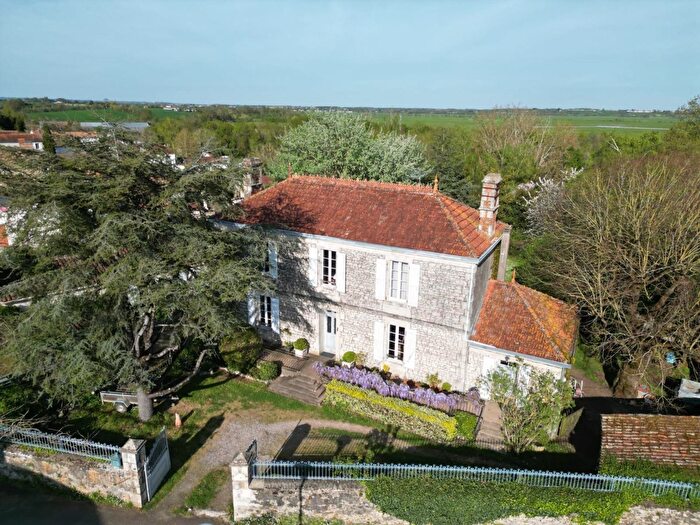 Curzon : Maison 8 pièces à vendre