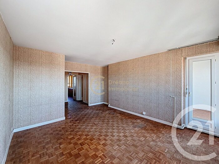 Appartement à vendre - Quartiers Centre, Colombier - 3 pièces - 2 chambres